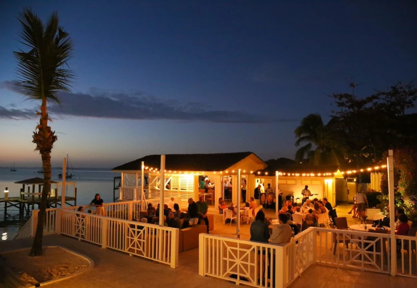 Sunset Restaurant & Bar | Reviews 2025 | Well Traveled